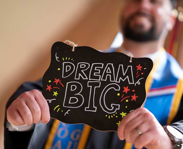 Contact Commencement Services | UMGC